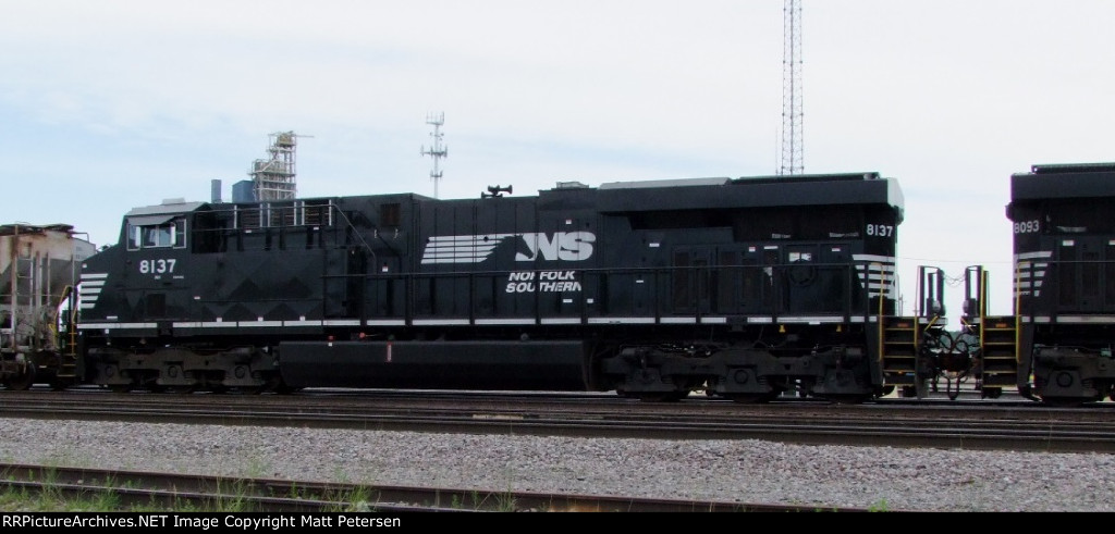 NS 8137